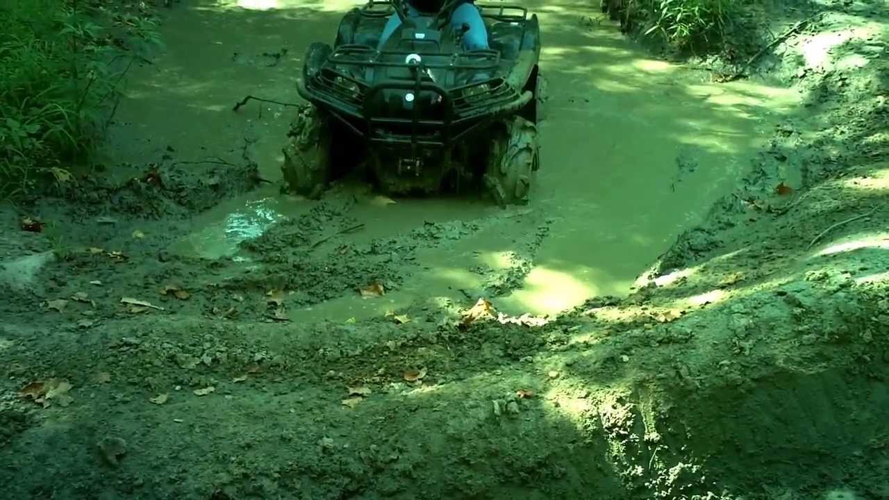 grizzly 700 with new maxxis mudzillas - YouTube