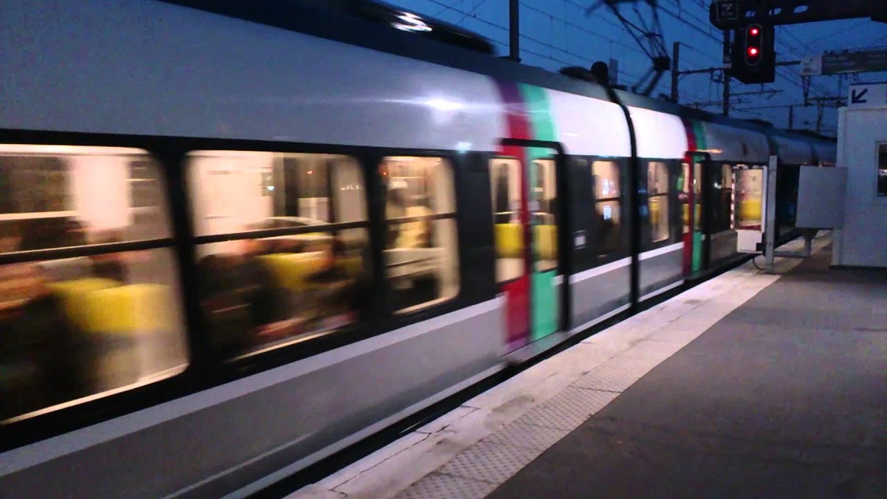 MI79 Massy palaiseau RER B - YouTube
