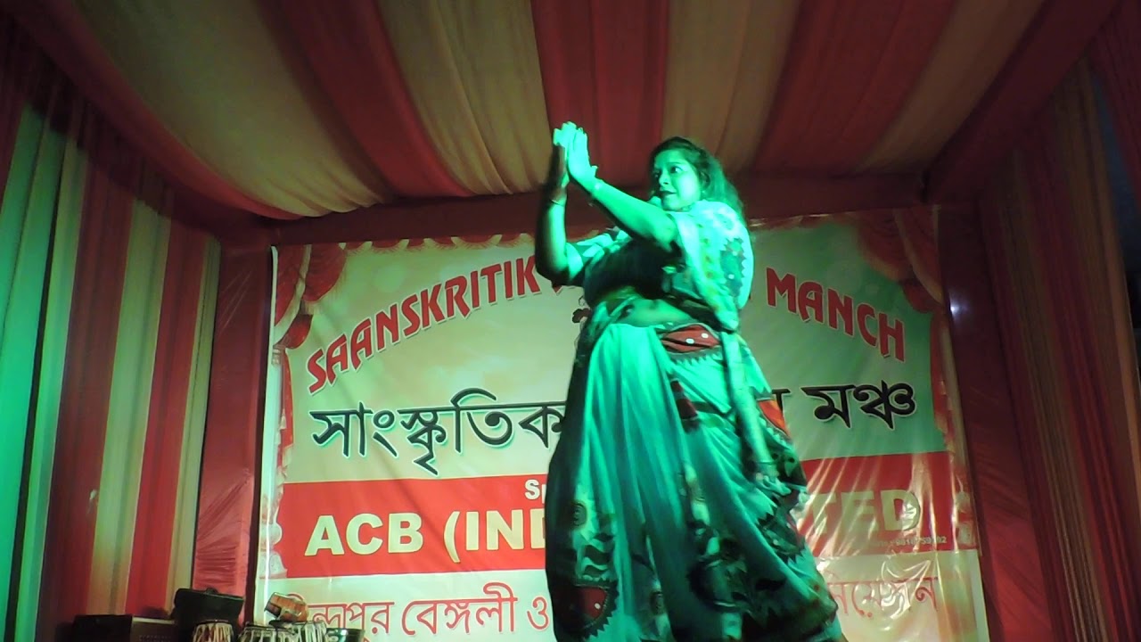 Naomi Dance Performance - YouTube