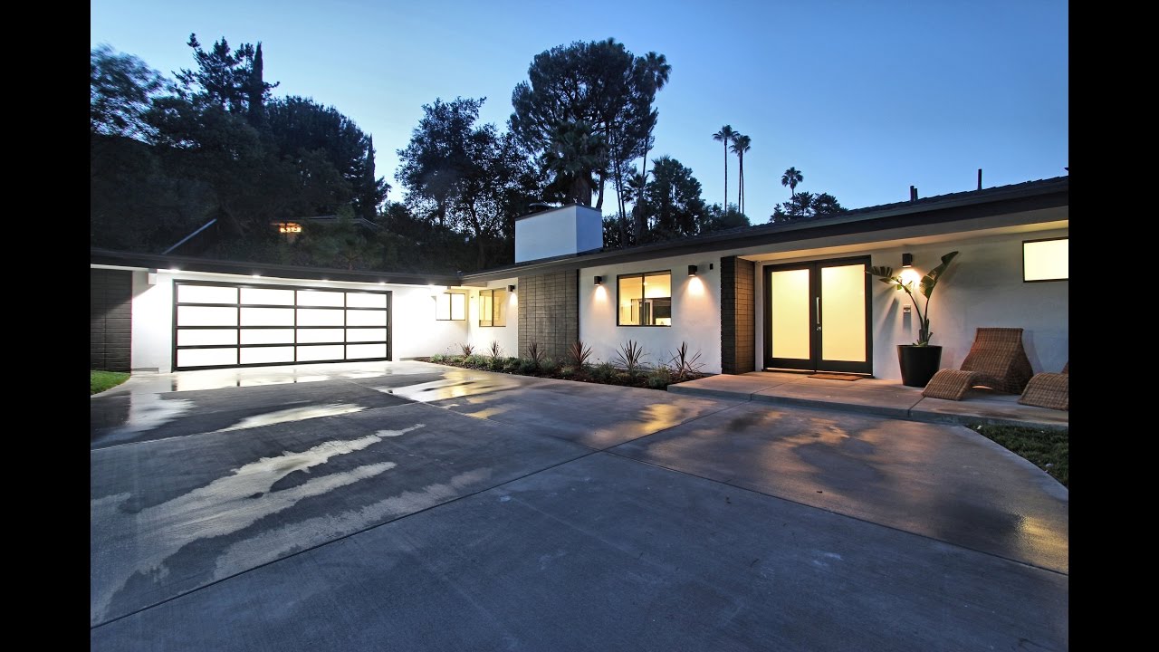 California Modern Ranch Glamour Home - YouTube