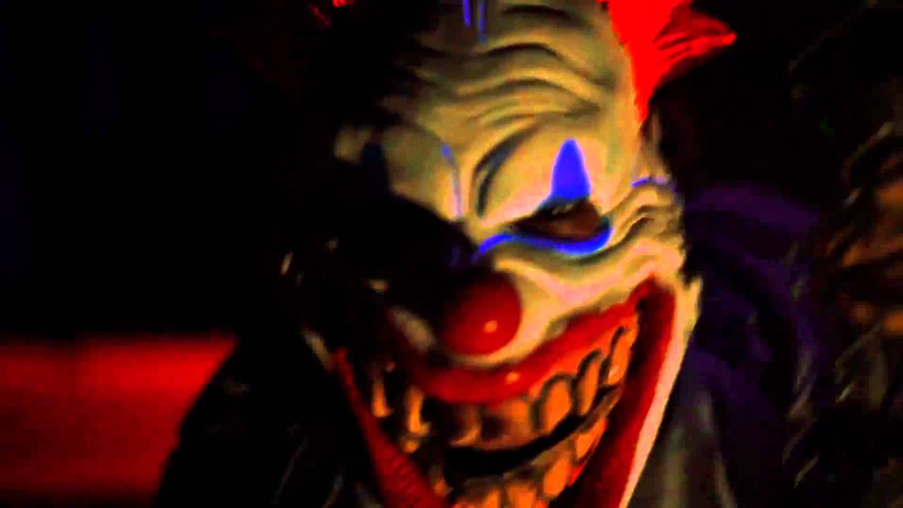 Six Flags La Ronde - Maison Rouge - New for 2015 - YouTube