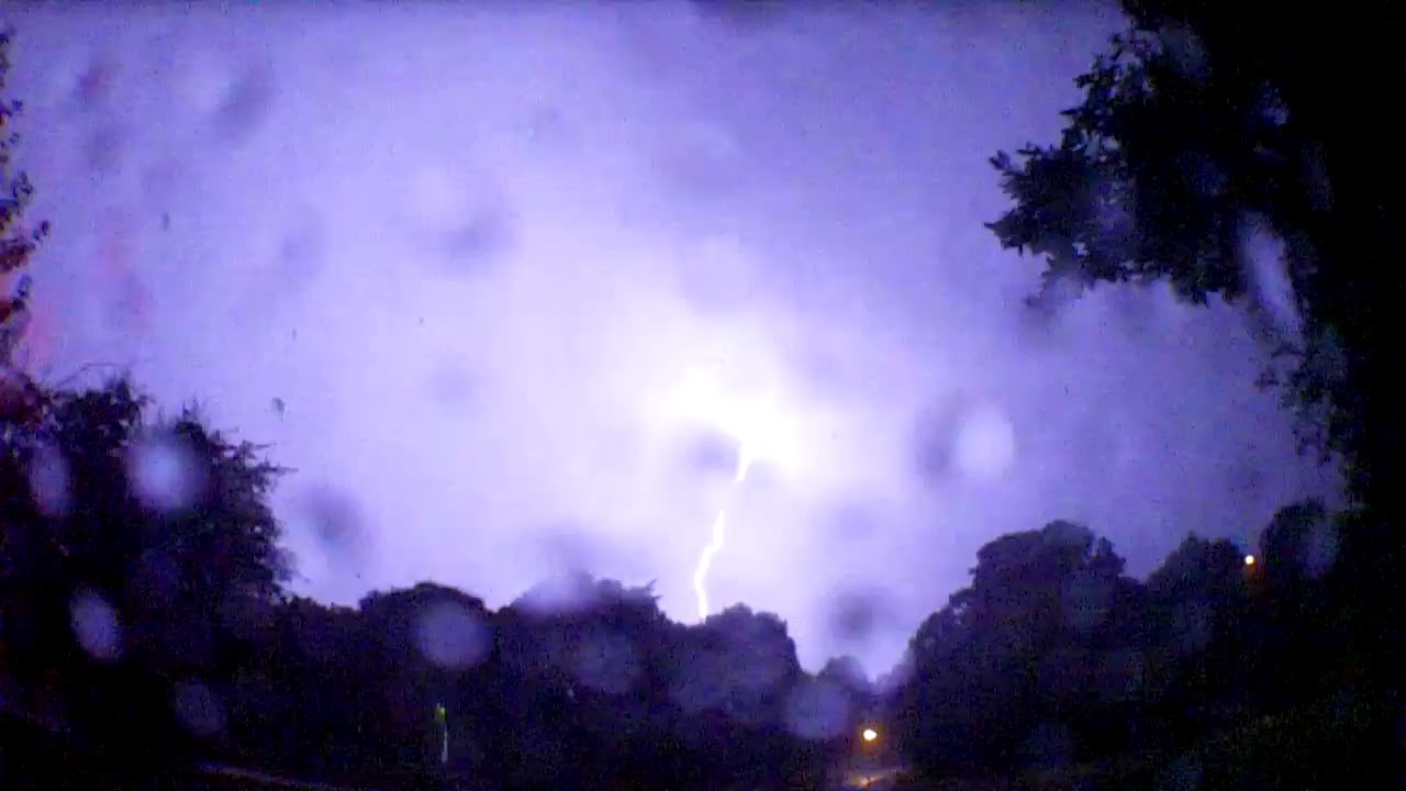 Strong Storm with INTENSE Lightning! - 7-28-2020 (WeatherCase #1 ...