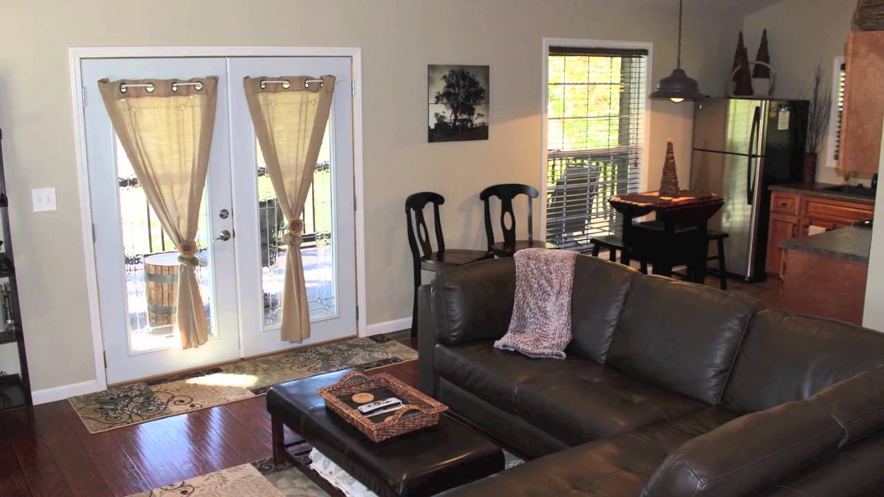 Doc's Lakeside Cabin Video 2014 - YouTube
