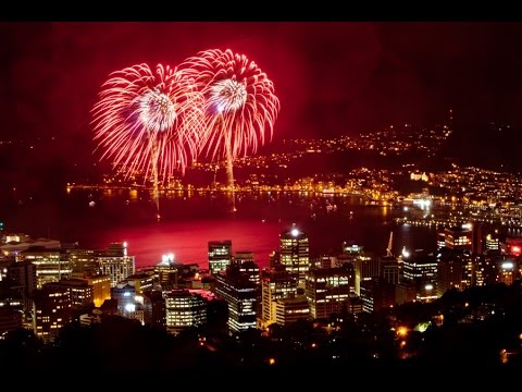 Professional Pyrotechnics New Zealand's largest Fireworks Skyshow ...