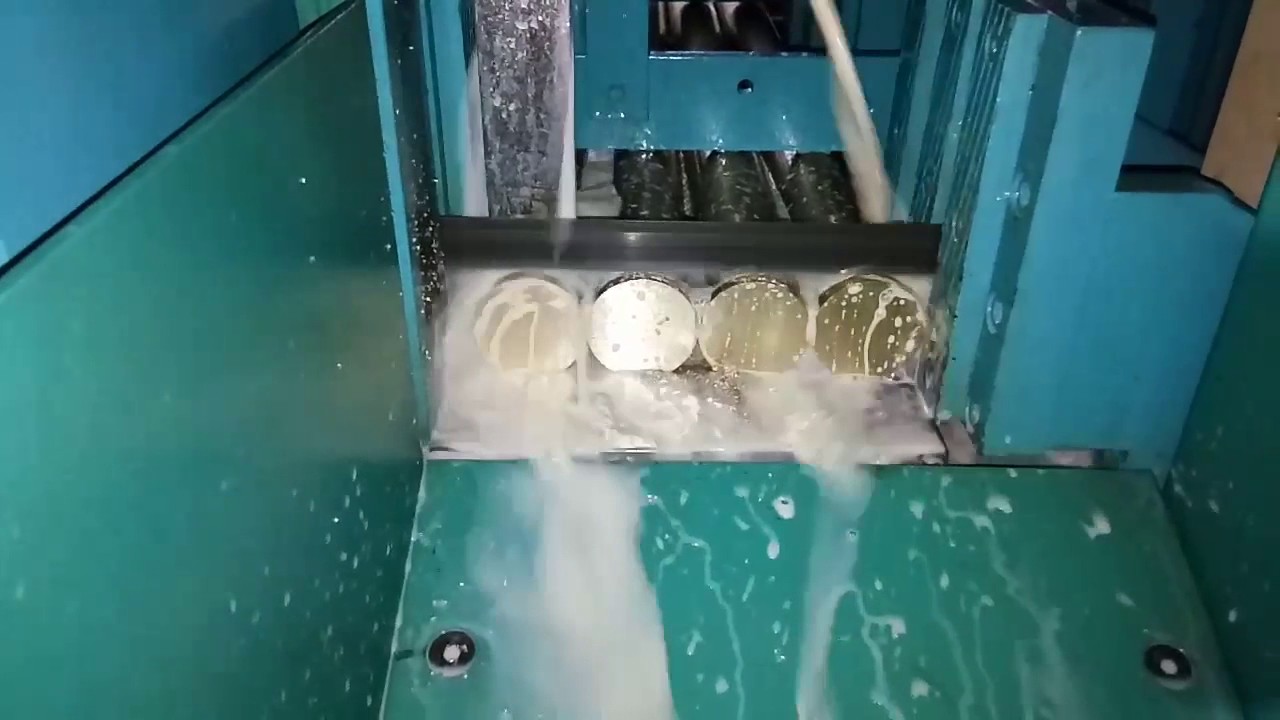 LAXSON MAKE METAL CUTTING BAND SAW MACHINE - YouTube