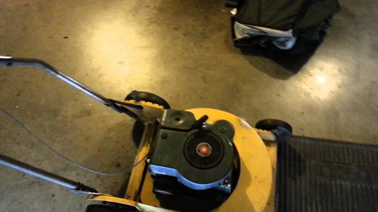 Hahn eclipse 19 in push mower - YouTube