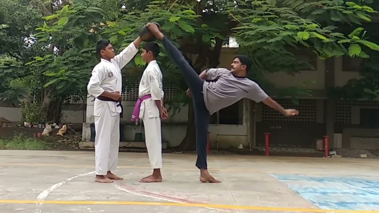 KARATE - BACK KICK - YouTube