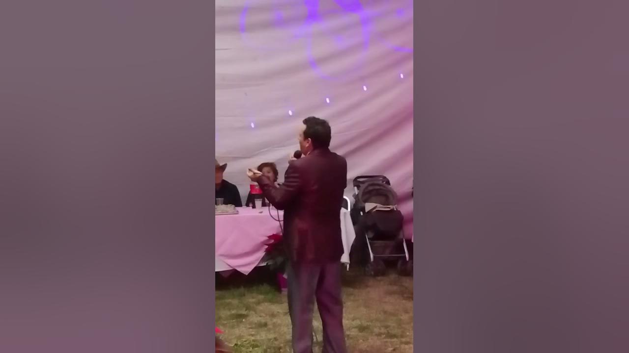 EIMAN ALBERTO INTERPRETE E IMITADOR DE JUAN GABRIEL - YouTube