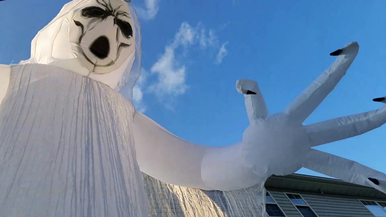 NEW FOR 2017 Gemmy Airblown Inflatable Short Circuit Ghost - YouTube