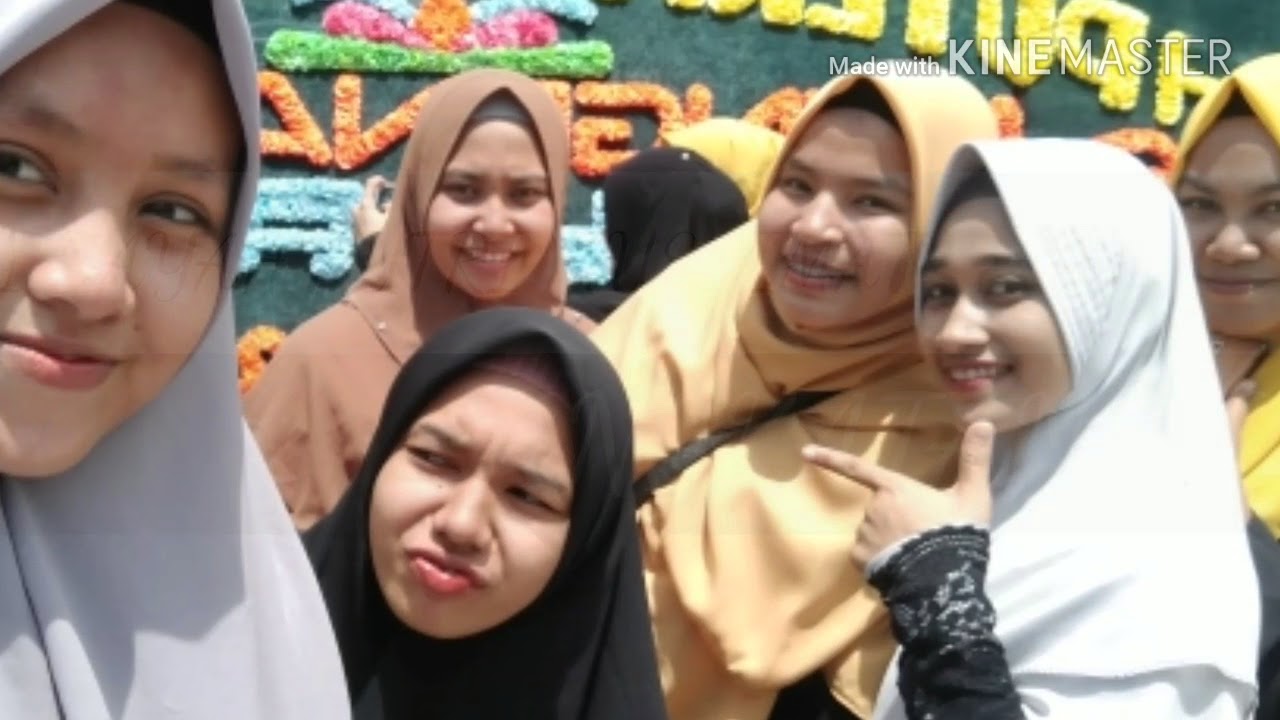 Santri dayah putri muslimat samalanga angkatan 2011 (bireun, aceh ...