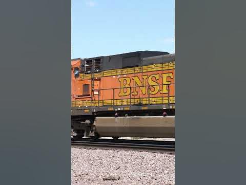 BNSF 7955 WB GRAIN TRAIN MP 733 NEEDLES SUB 9-1-2023 #railfan #railfaning #trains - YouTube
