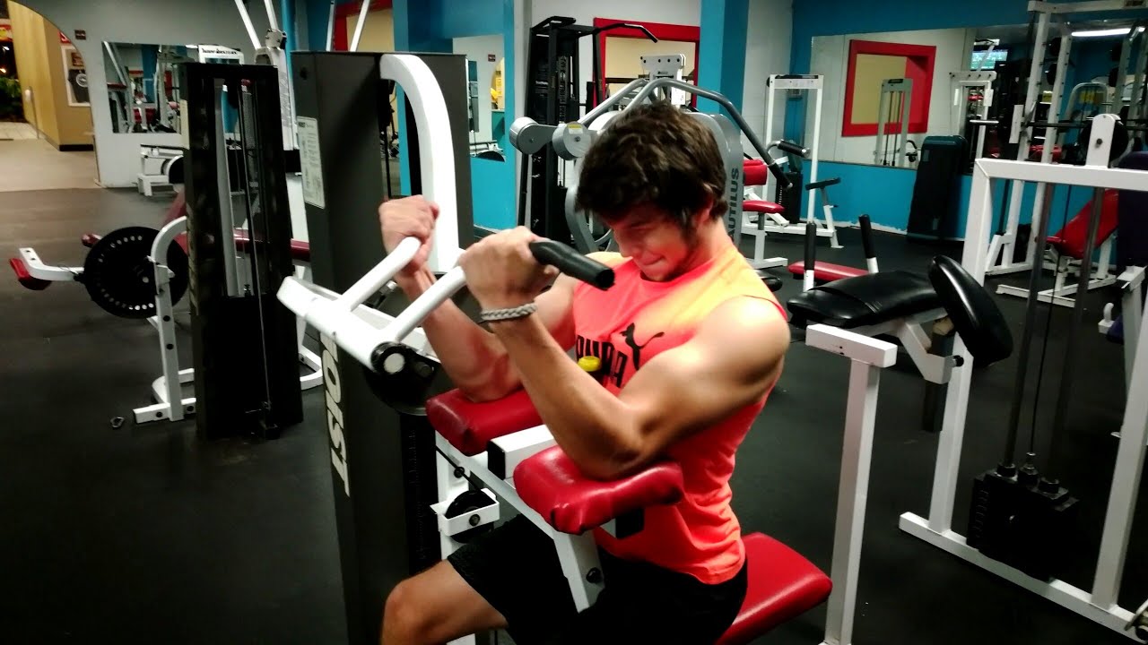 Maxing Out All the Gym Machines Challenge Part 1. - YouTube