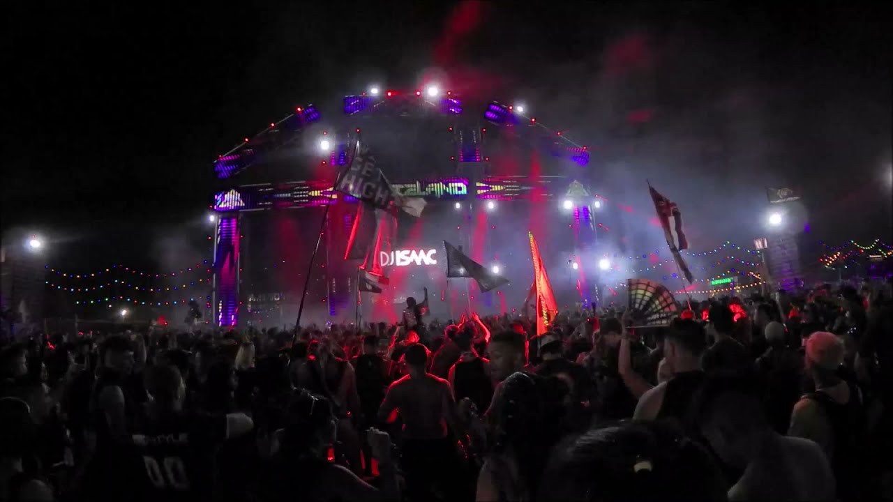 Dj Isaac at The Basscon, wasteland stage at EDC Las Vegas 2022 - YouTube