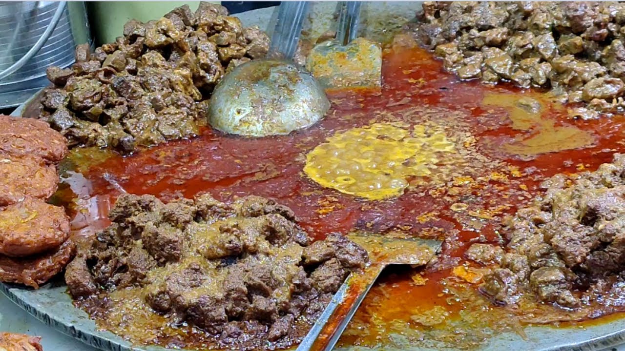 Famous Chicken Chaap Master in Food Market | Street Food Bangladesh ...