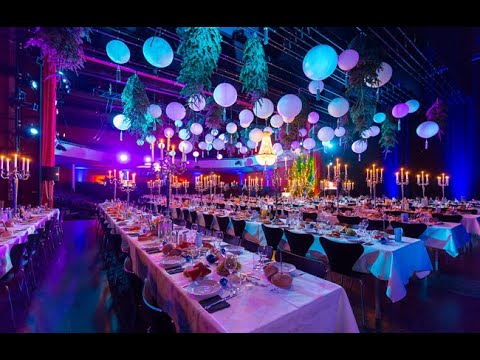 Diner on stage - zakelijke bijeenkomst - YouTube