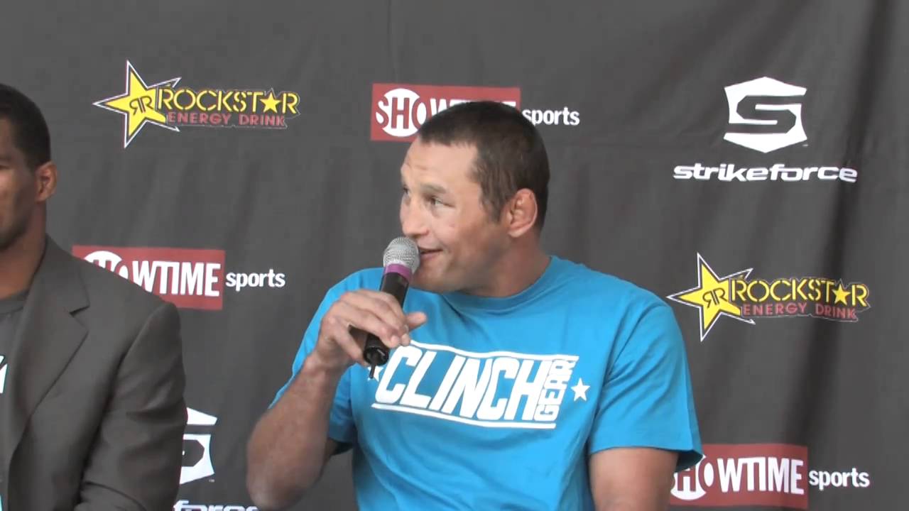 Dan Henderson at the St. Louis Press Conference - YouTube