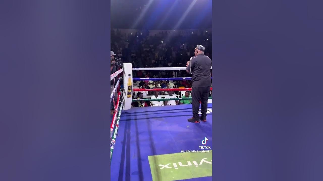 Bukom Banku light up Boxing Arena with Lighter - YouTube