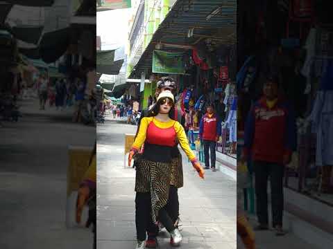 Joget Boneka asyik.....! ( Video Camera LG G6 )