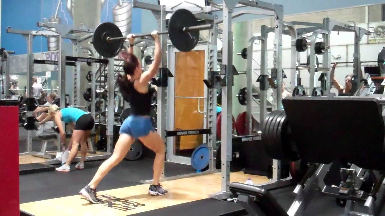 Erin Stern practices speed jerks - YouTube