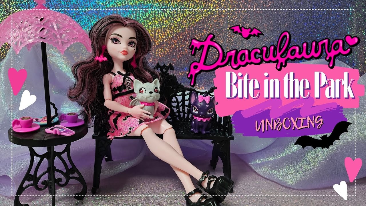 Bite in the Park Draculaura 🦇 | Unboxing Monster High G3 - YouTube