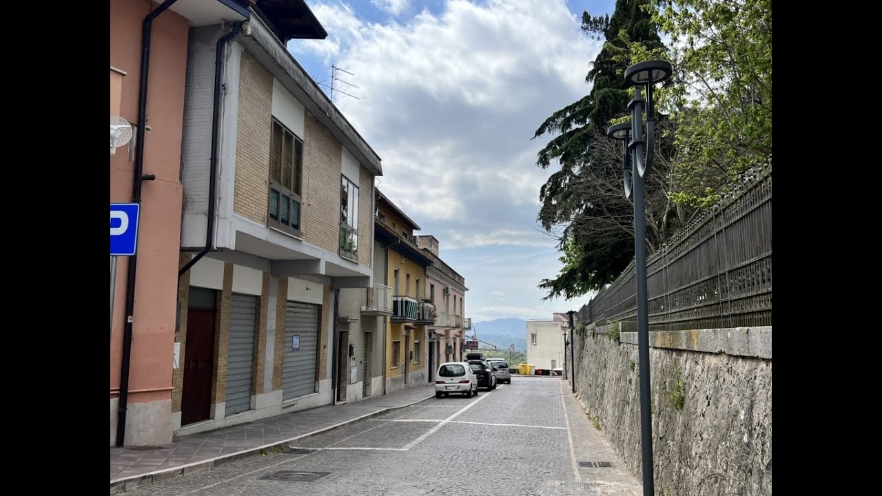 FUTUROCASA APICE : Palazzina in vendita a Paduli (BN) - YouTube