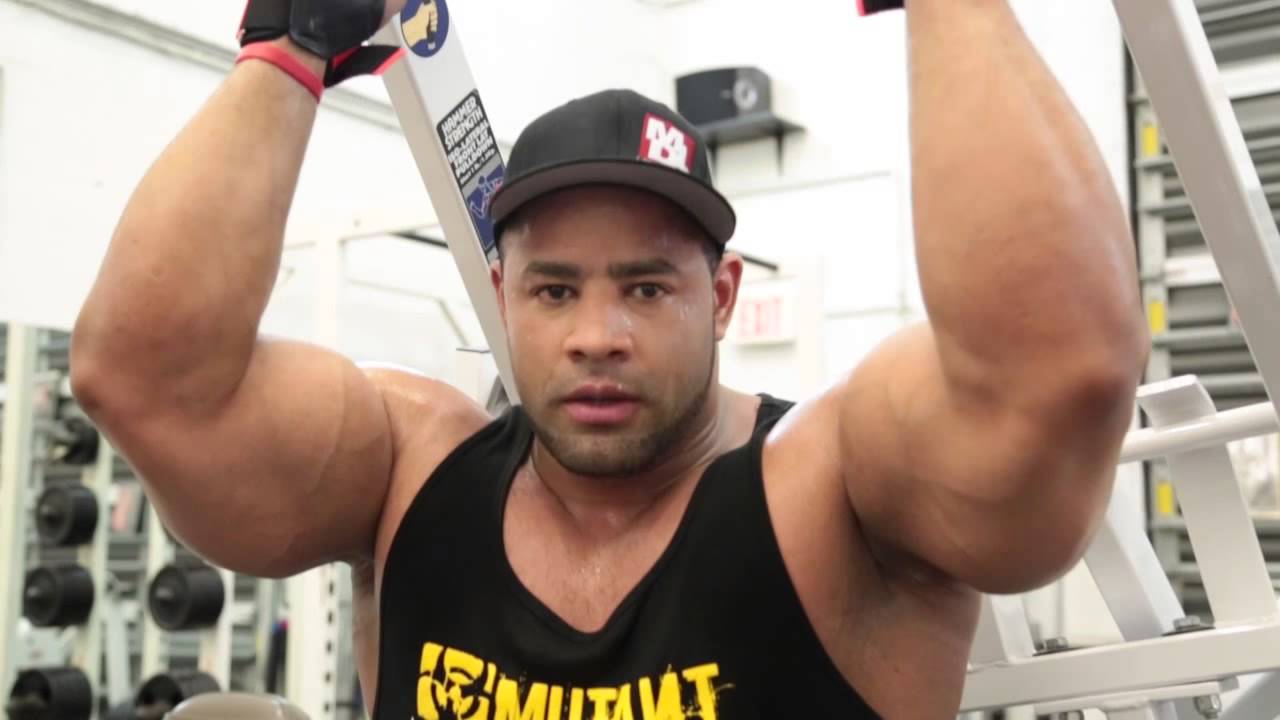 IFBB PRO Manuel Romero Espalda Pt.4 - YouTube