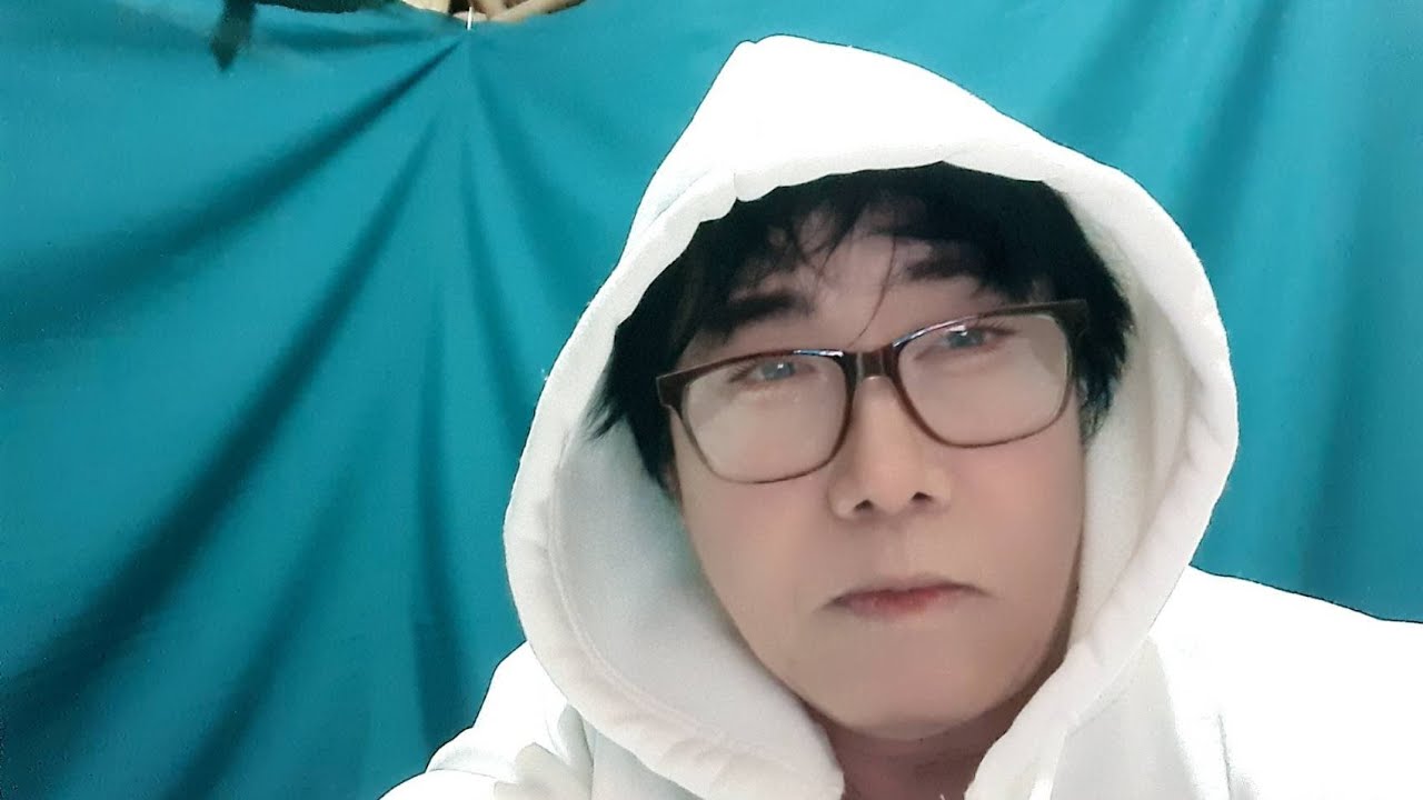 ทนไม่ไหวเลยออกมาดิ้น - YouTube