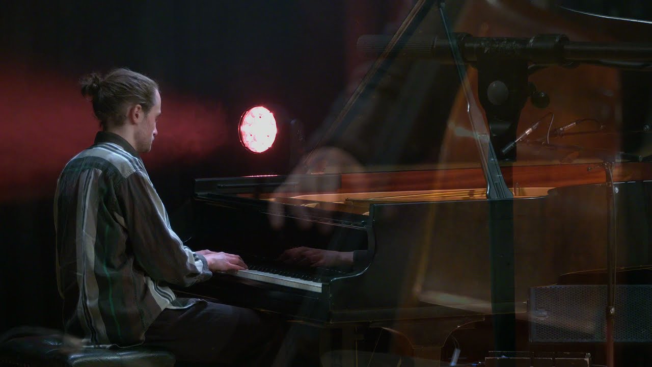 Fergus McCreadie Trio performing at Perth Festival of the Arts - YouTube