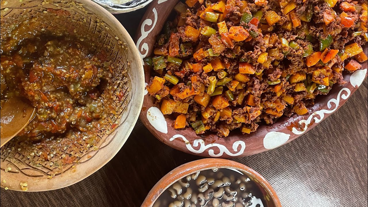 Chorizo con vegetales,frijoles de la olla, y una sabrosa salsa de ...