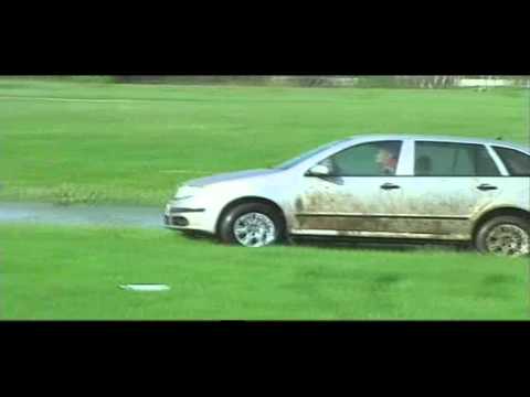 Off Road Skoda Fabia.mp4 - YouTube
