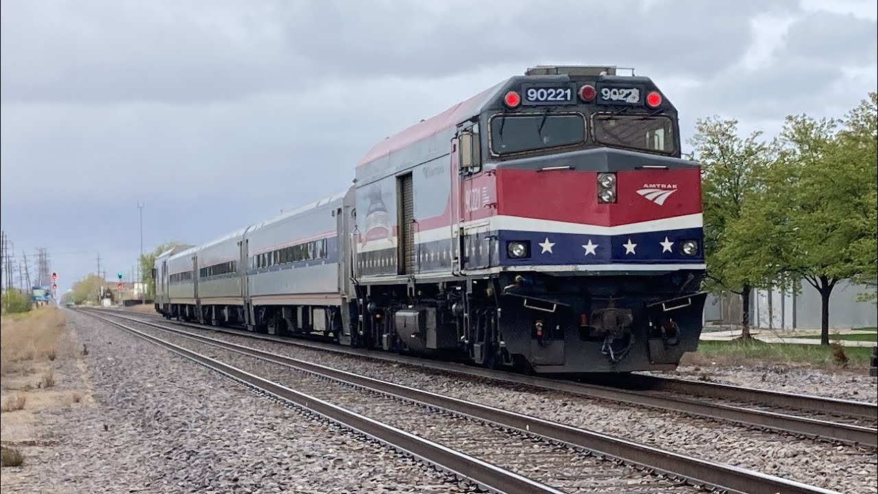 Amtrak 90221 trailing on a train at Niles Illinois - YouTube