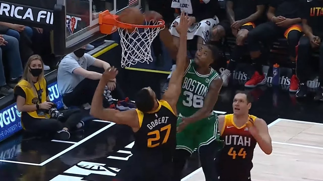 Marcus Smart Celtics Dunk