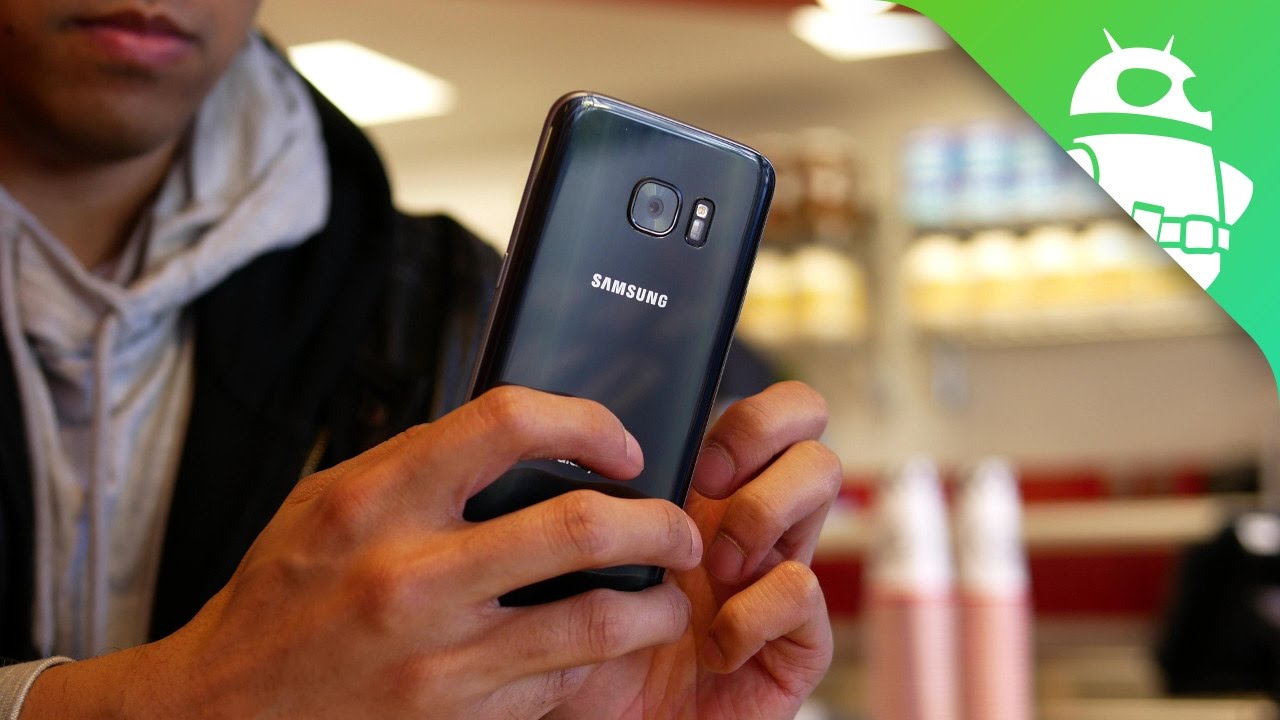 The not-so-secret weapon in Samsung flagships - YouTube