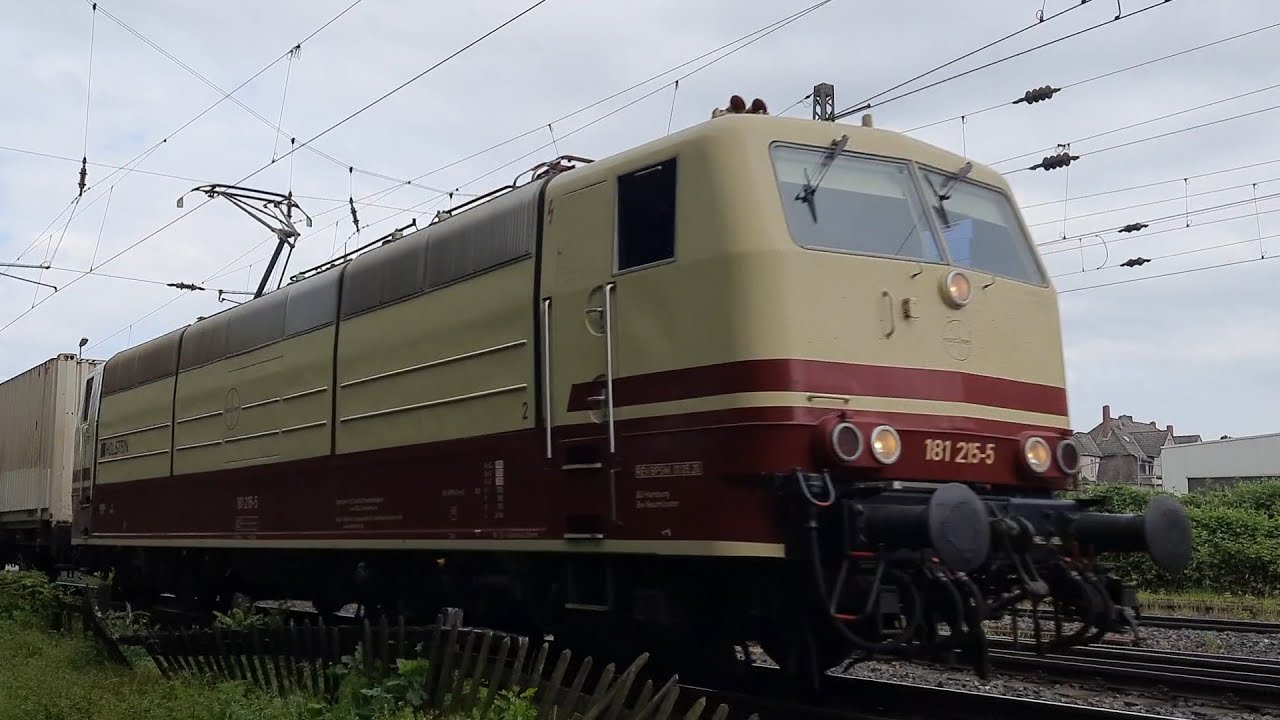 BR 181 215-5 mit Containerzug - YouTube