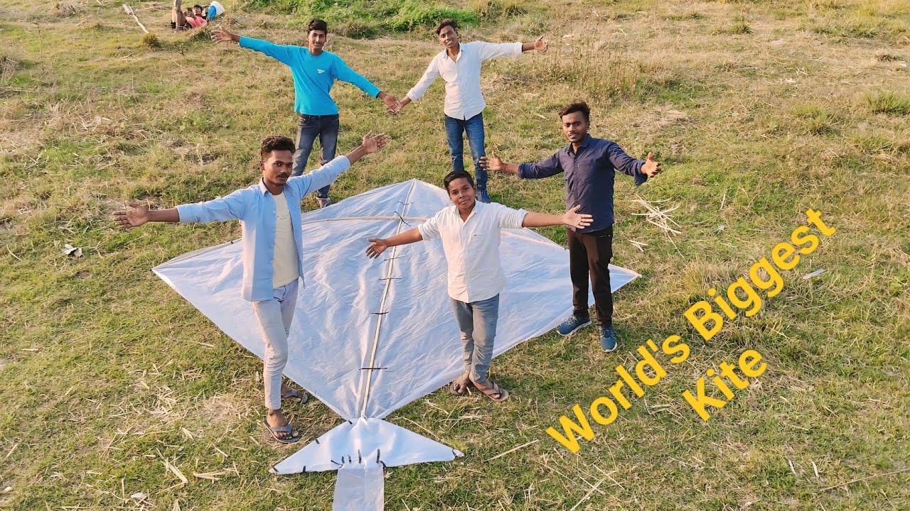 We Make World's Biggest Kite - 100% Flying | सबसे बड़ा पतंग 🪁🪁🪁 - YouTube