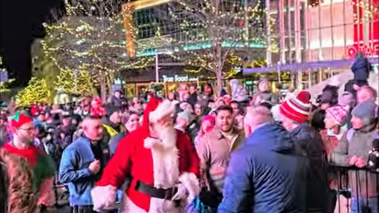 Holidays Parade & Xmas Trees Lighting (3) 🎀🎄🎀🎄Mosaic District ...