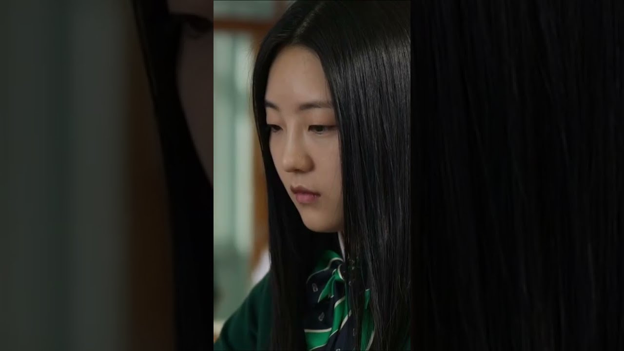 WATCH: Namra Action 🔥 |All Of Us Are Dead - YouTube