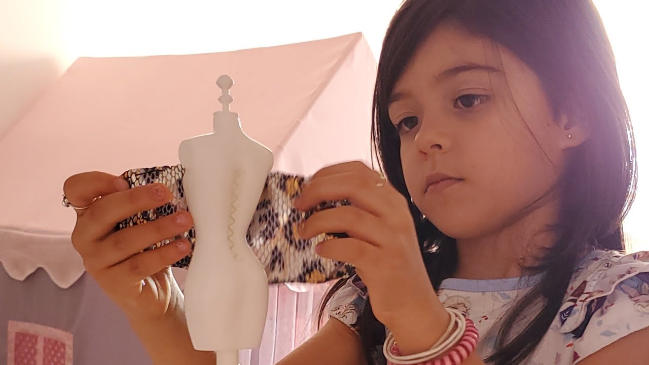 Damika Diseñando un hermoso vestido 💜 - YouTube