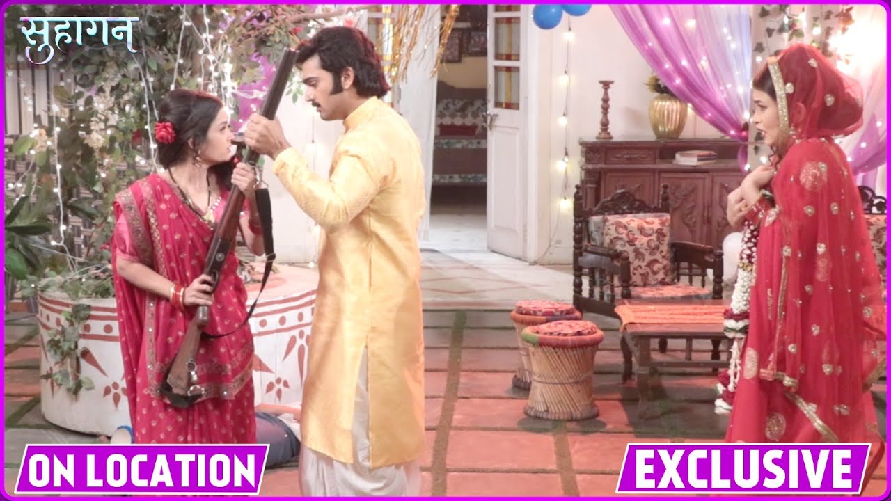 Suhagan On Location: Payal-Krish Ne Madad Ki Aad Me Bindiya Ko Diya ...
