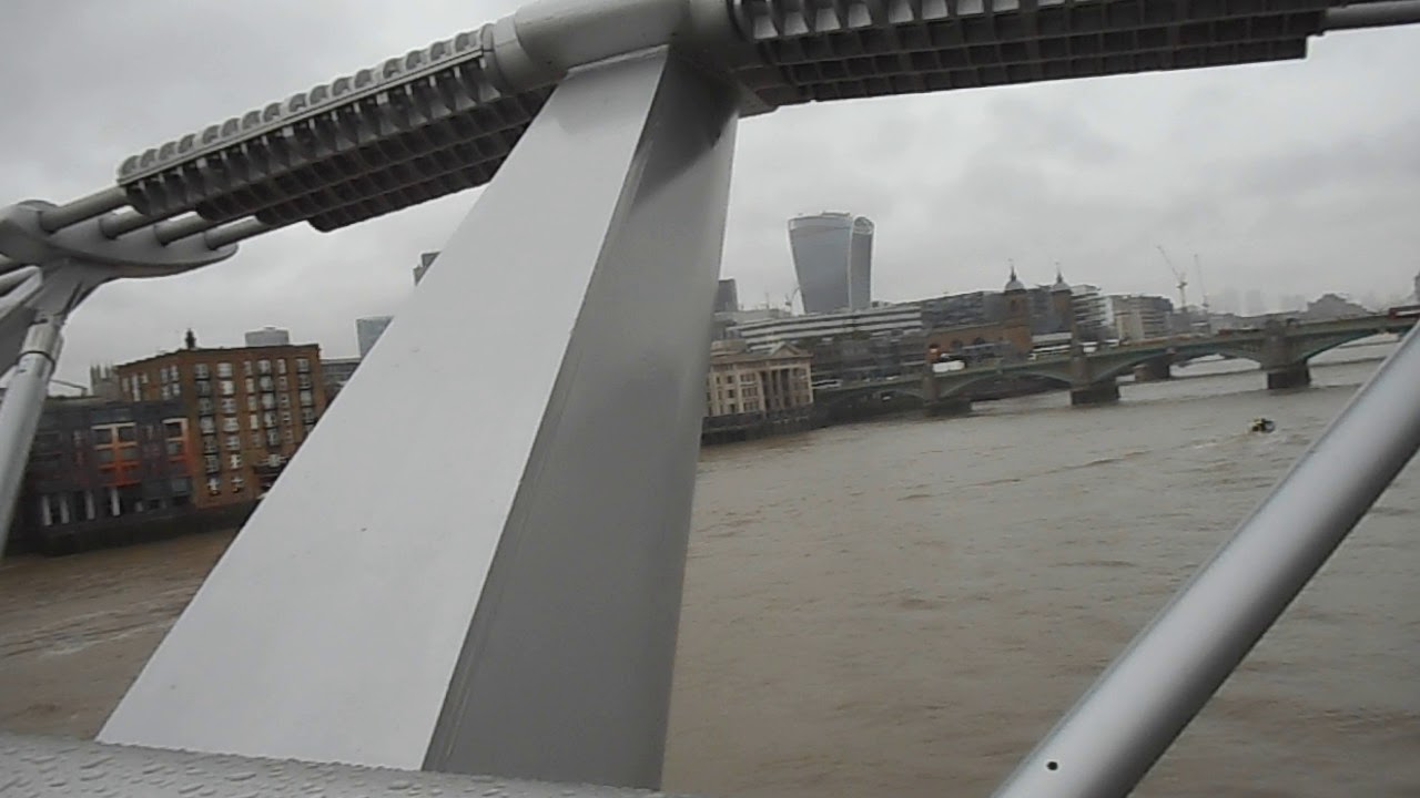 Dampers on Millennium Bridge - YouTube