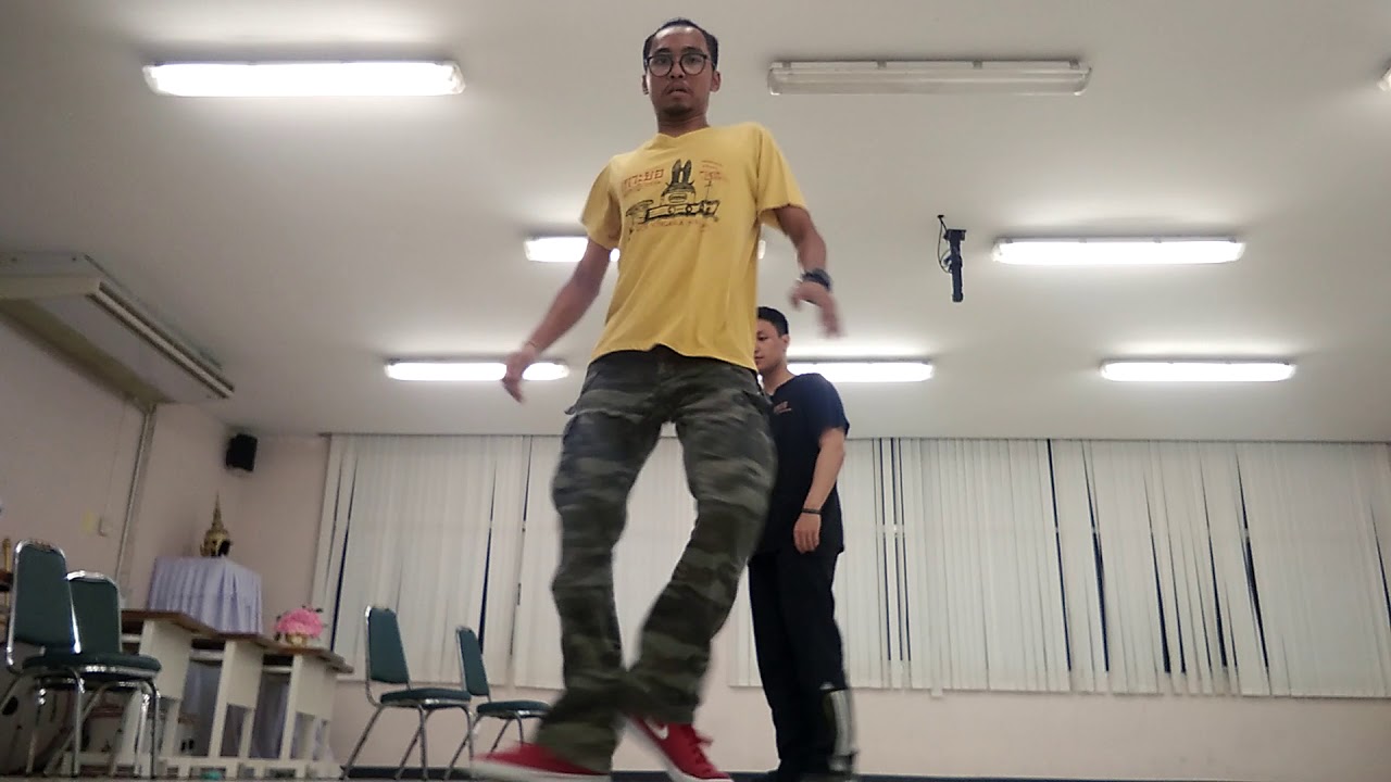 SKRILLEX & THE DOORS - BREAKN' A SWEAT | Dance By PETCH-O & พี่เอก ...