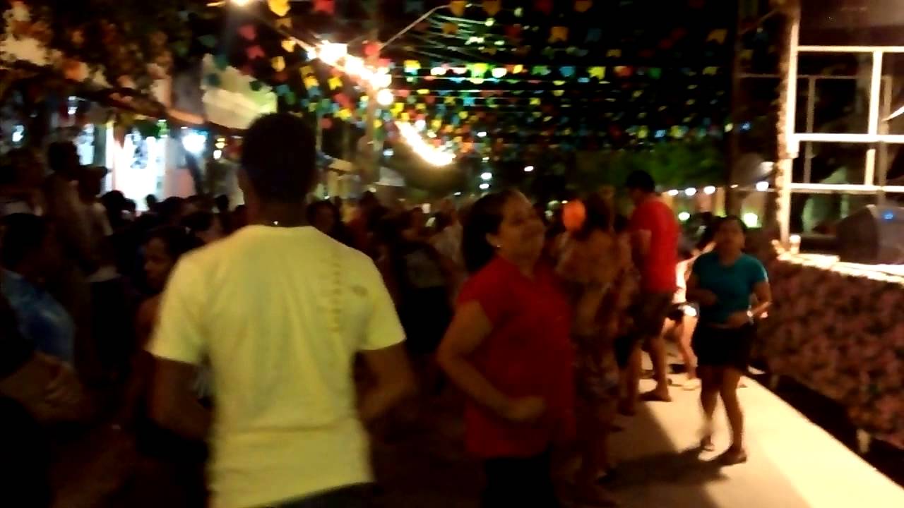 Coco de Roda com Mano de Baé - YouTube
