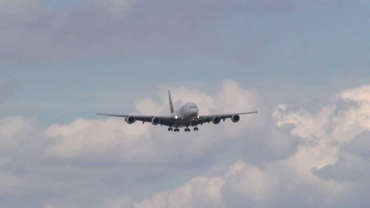 Emirates 241 - YouTube