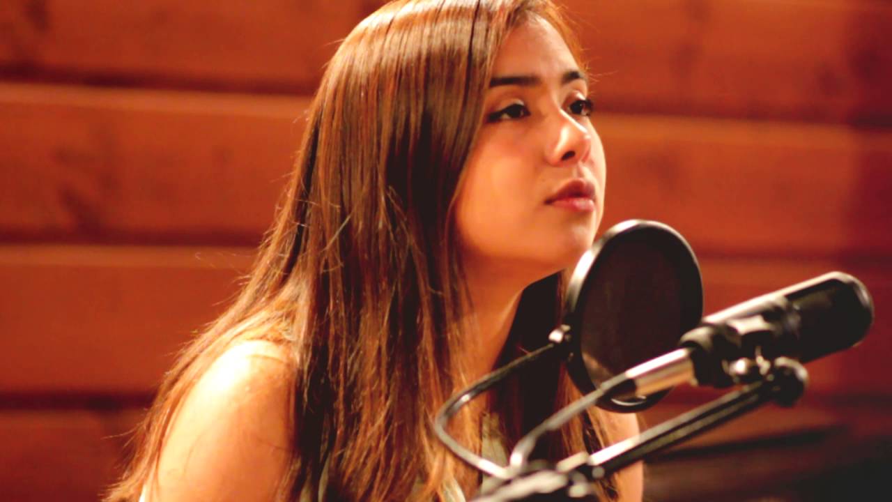 Andrée y Daniela - Clean (cover en español) - Natalie Grant - YouTube