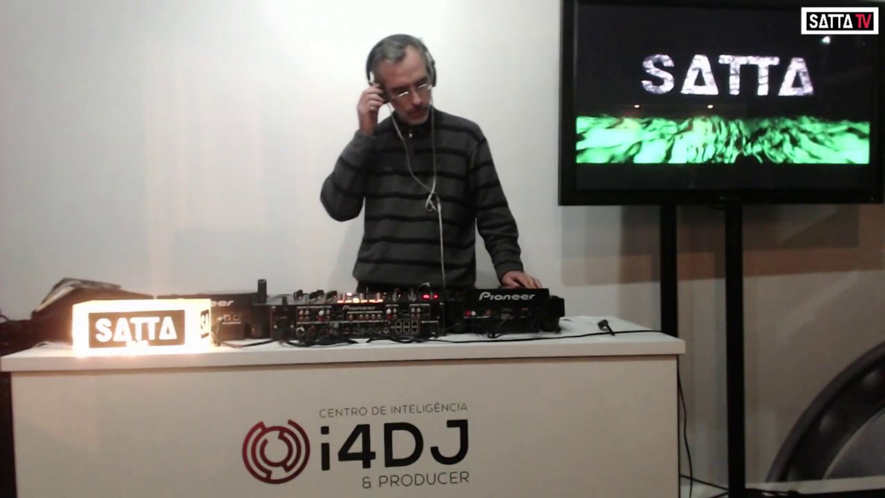Mike Stellar (DJ set) - Satta TV - Ci4DJ - 15.02.10. - YouTube