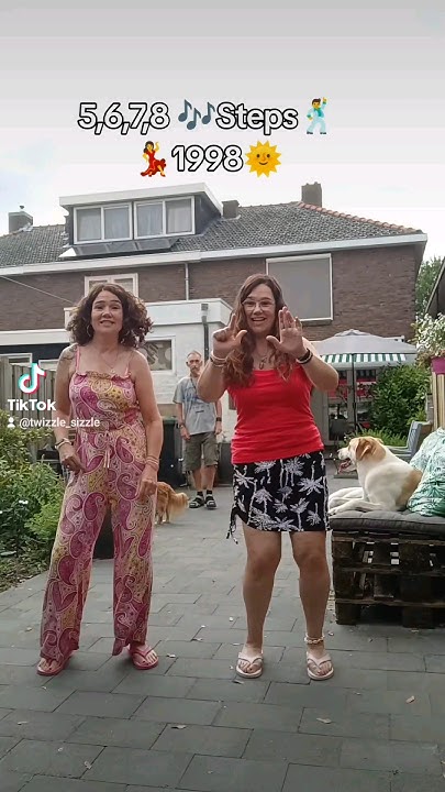 5,6,7,8 Steps🎶🕺💃🌞🥰 #tiktok #twins #family #papa #dance #steps - YouTube