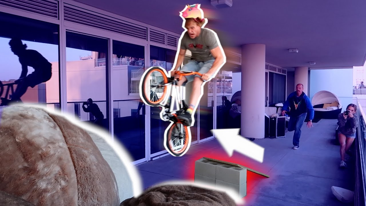 EXTREME BALCONY BIKE RAMP! - YouTube