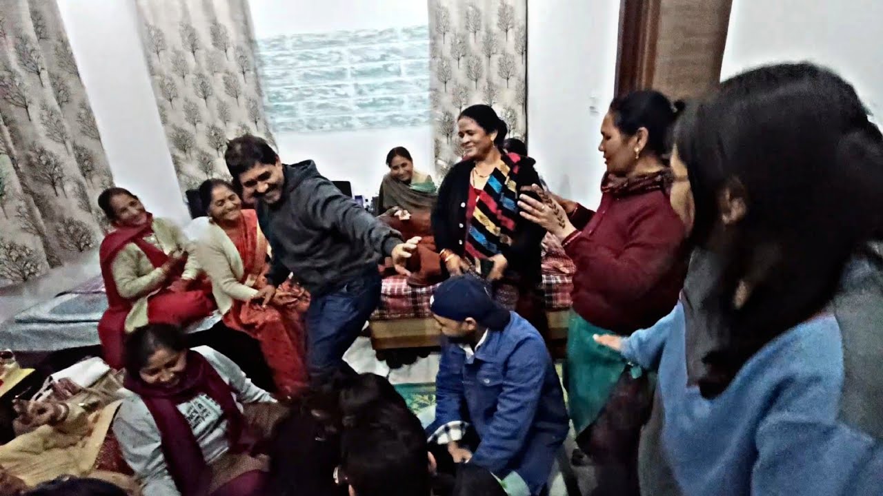 Ring Ceremony (सगाई ) mehndi Night 😍|| Full masti with family ️ - YouTube