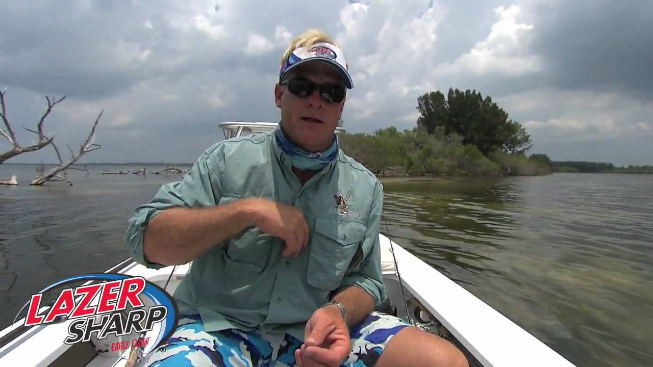 Lazer Sharp circle hooks vs. J hooks (HD) - YouTube