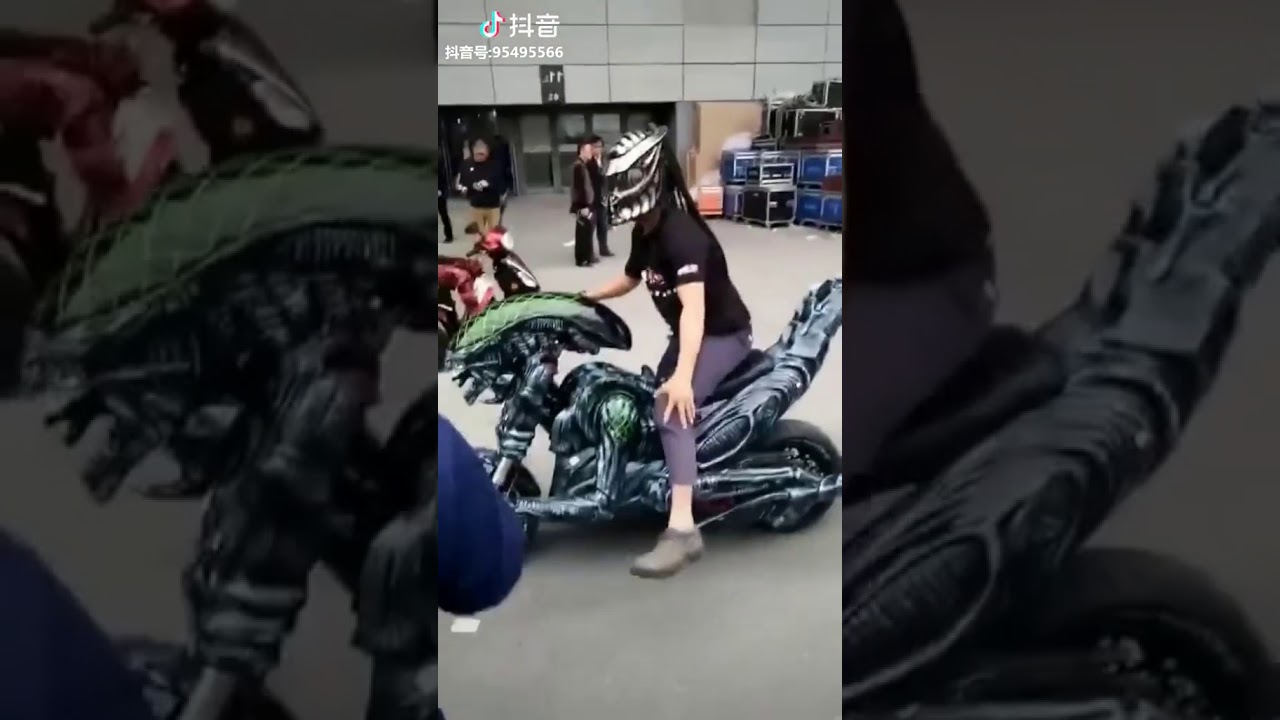 Alien themed bike - YouTube
